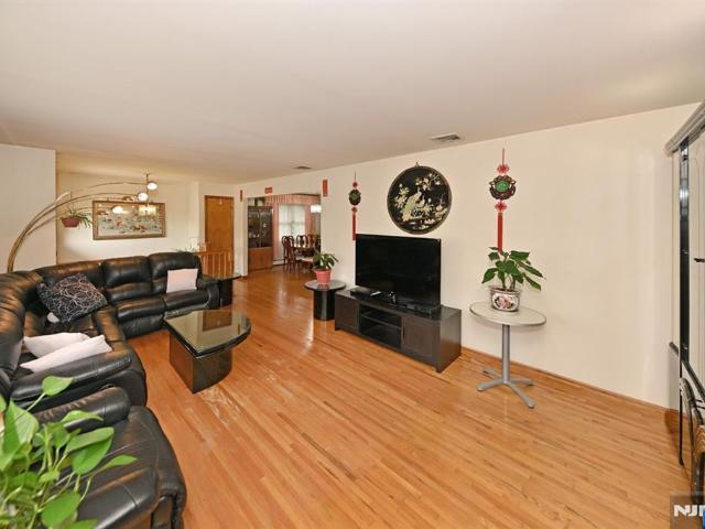 23 16 Ward