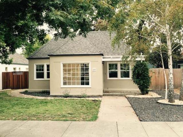 23 2nd St, 2 beds, 1 full bath