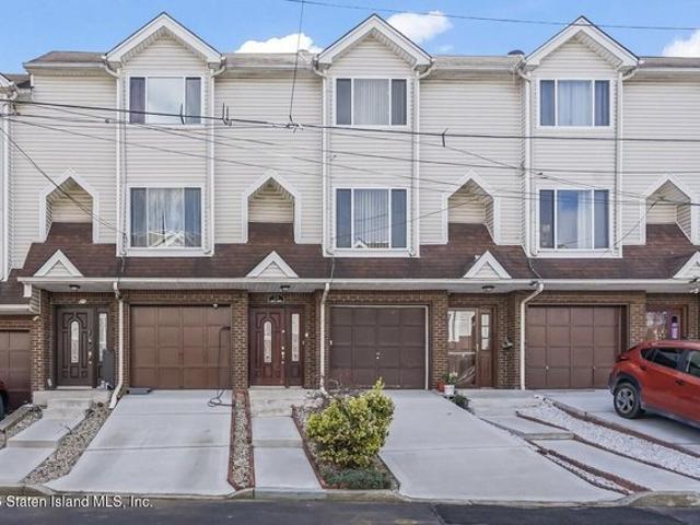 23 Tone Ln, Staten Island, NY 10305