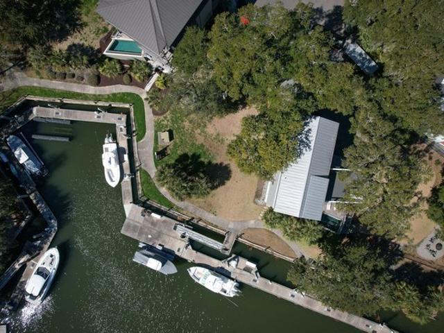 23 Transom Ct, Charleston, SC 29407