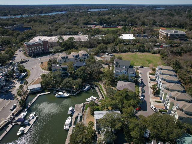23 Transom Ct, Charleston, SC 29407 | MLS #26005 | Compass