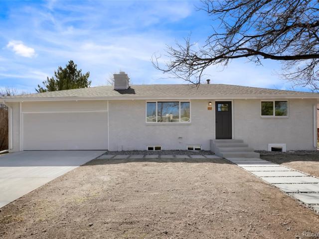 23 University Drive