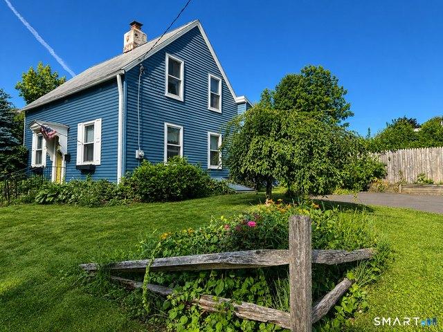 23 Union St, Manchester, CT 06042