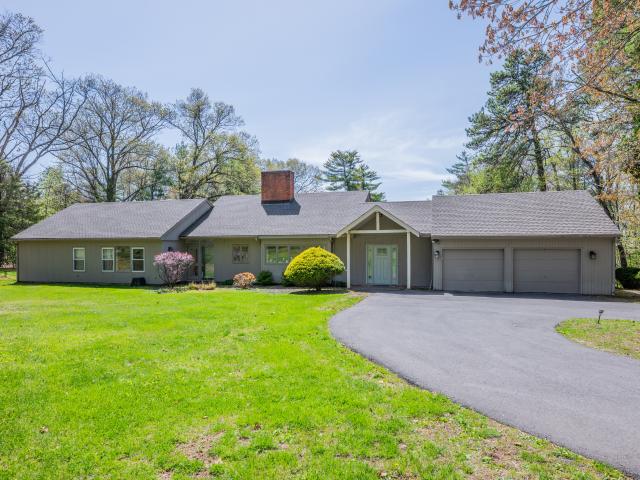 23 Vine Hill Rd, Farmington, CT 06032 | MLS #24171 | Compass