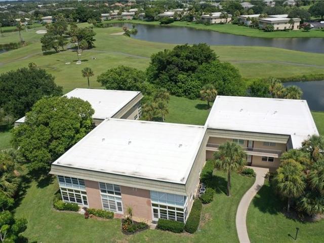 23 Vista Gardens Trl Apt 201, Vero Beach, FL 32962