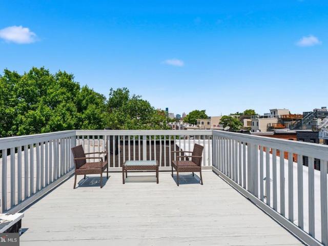 23 W Barney Street