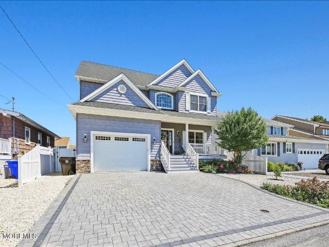 23 W Coral Drive