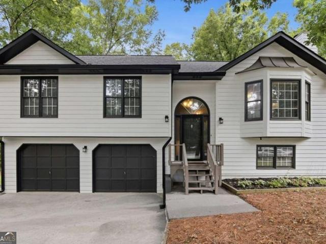 23 W Ridge Dr SE, Cartersville, GA 30121