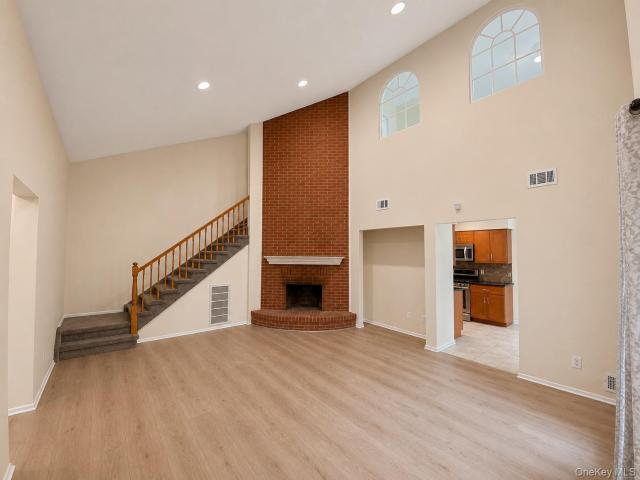 23 Weathervane Way