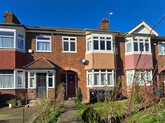 23 Weardale Gardens, London, EN2 0BA, United Kingdom | 3 bed house for rent #139475104 | Rentberry