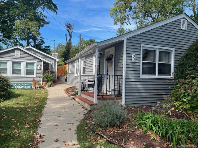 23 West Dr, Port Washington, NY 11050 | MLS #988387 | Compass