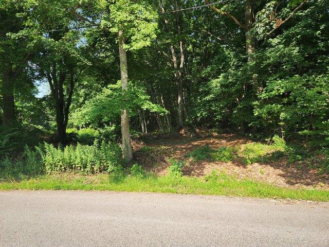23 West St, Norwich, CT 06360