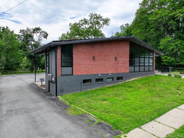 23 West Street