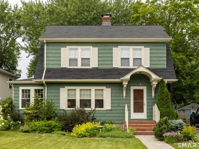 23 Westfield Rd, West Hartford, CT 06119