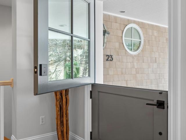 23 Whittier Rd, Marblehead, MA 01945 | MLS #73516