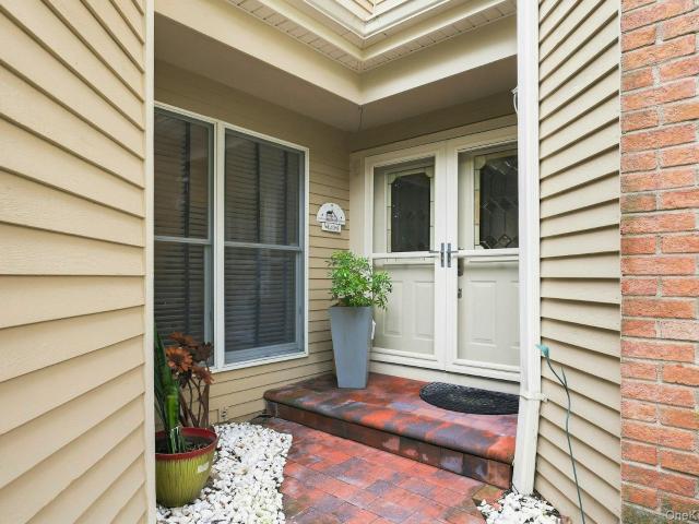 23 Willow Ridge Drive