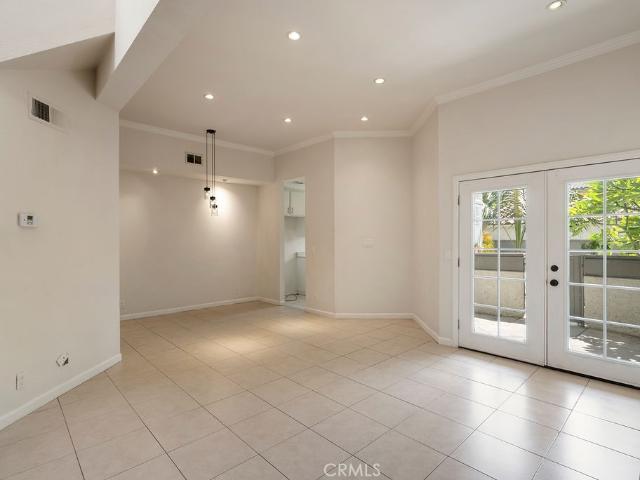 23 Willowcrest