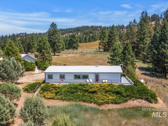 23 Woodland Dr