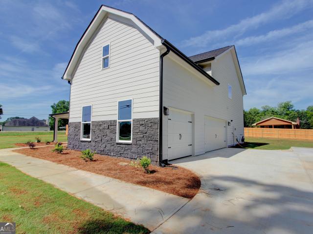 23 Woodland Road
