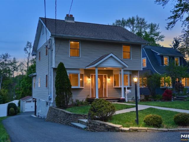 23 Airmount Avenue