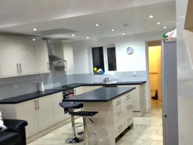 23 Alton Road, Metchley, B29 7DU, United Kingdom | 7 bed townhouse for rent #73677316 | Rentberry