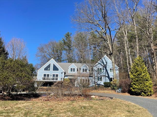 23 Alyssum Dr, Amherst, MA 01002 | MLS #73472 | Compass