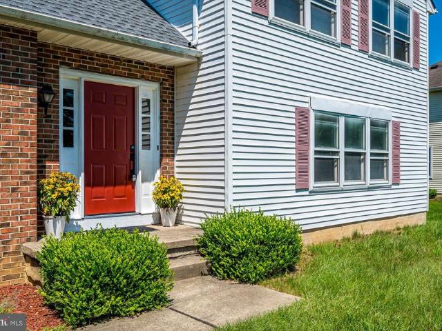 23 Amherst Way