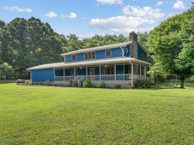 23 Apple Blossom Rd, Franklin, NC 28734