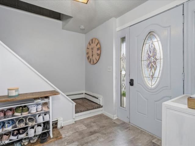 23 Arnold Rd