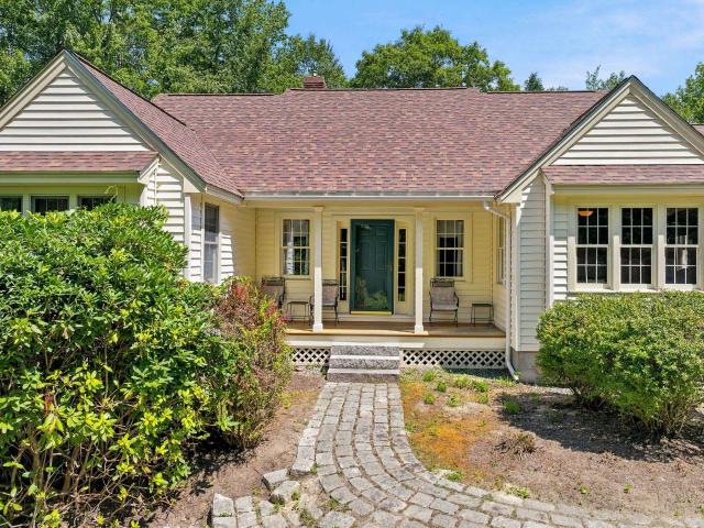 23 Arrowwood Road