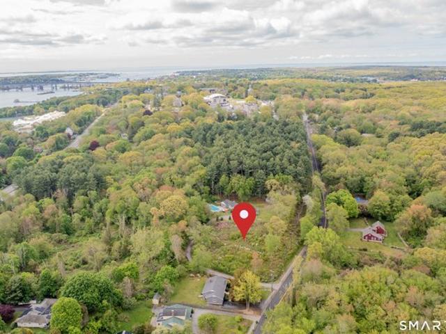 23 B Old Norwich Rd, Waterford, CT 06375