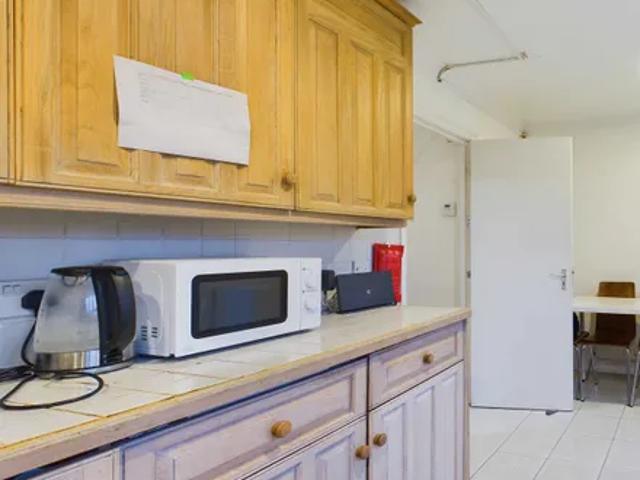 23 Bartlett Close, London, E14 6LH, United Kingdom | 3 bed apartment for rent #166252055 | Rentberry