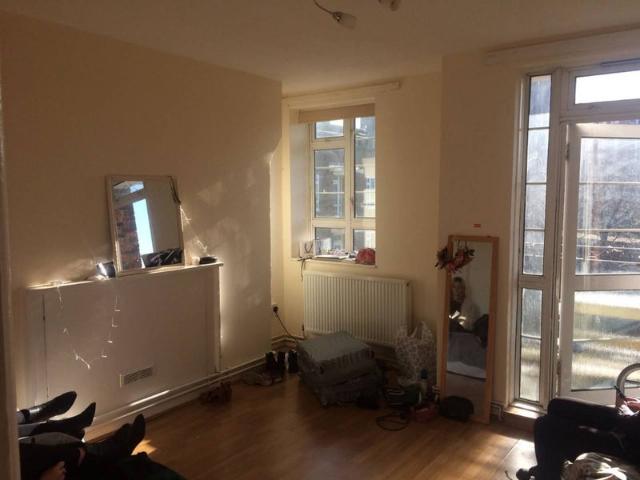 2/3 bed flat 5 min Bethnal Green station and buses