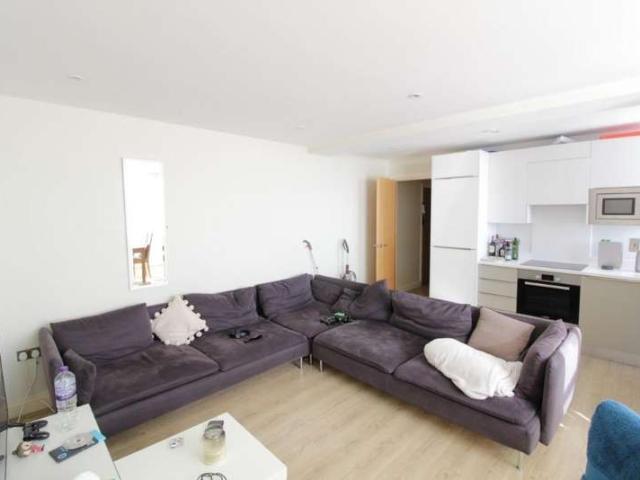 23 Bedroom Flat