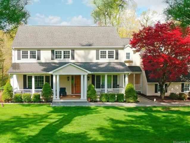 23 Bloomer Rd, Ridgefield, CT 06877