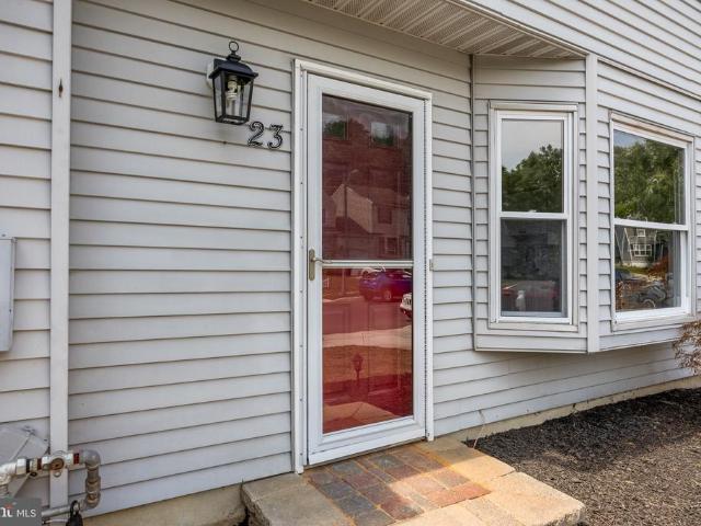 23 Blue Jay Drive
