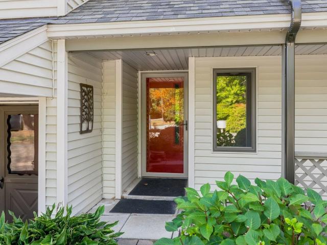 23 Bucks Hill Road