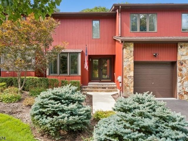 23 Butternut Dr, Wayne, NJ 07470