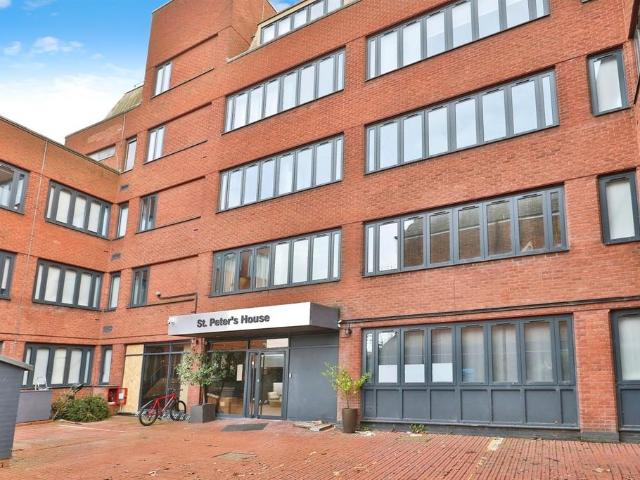 23 Cattle Market Street, NORWICH 2 bed flat to rent £1,275 pcm £294 pw