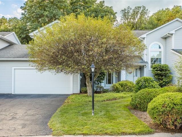 23 Cedarview, Fairport, NY 14450