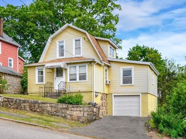 23 Chatfield St, Stamford, CT 06907