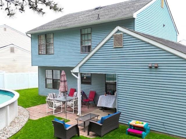 23 Chapel Circle