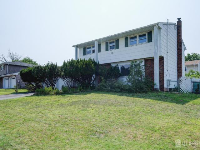 23 Charlton Avenue