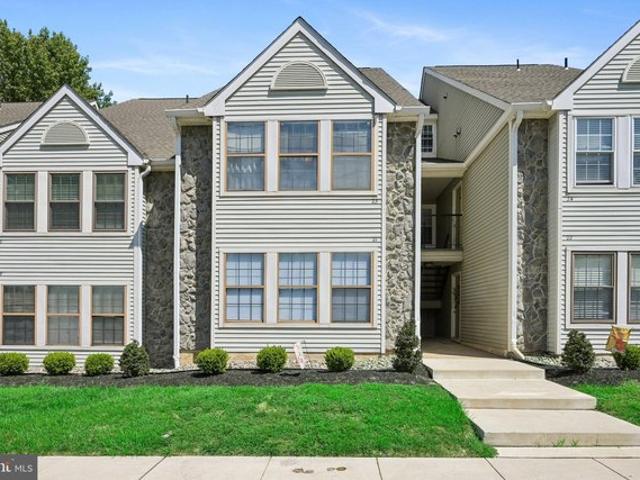 23 Chelmsford Ct, Marlton, NJ 08053