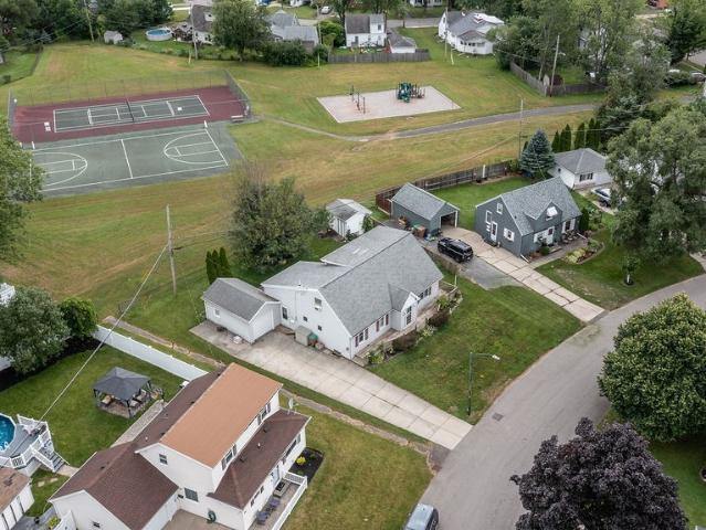 23 Cherry Lane