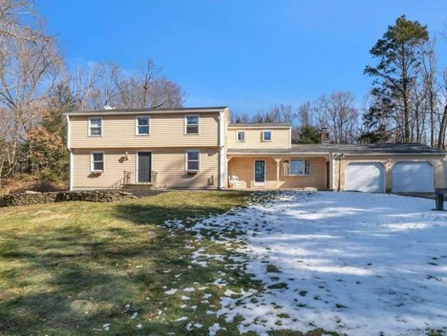 23 Colorado Dr, Somers, CT 06071