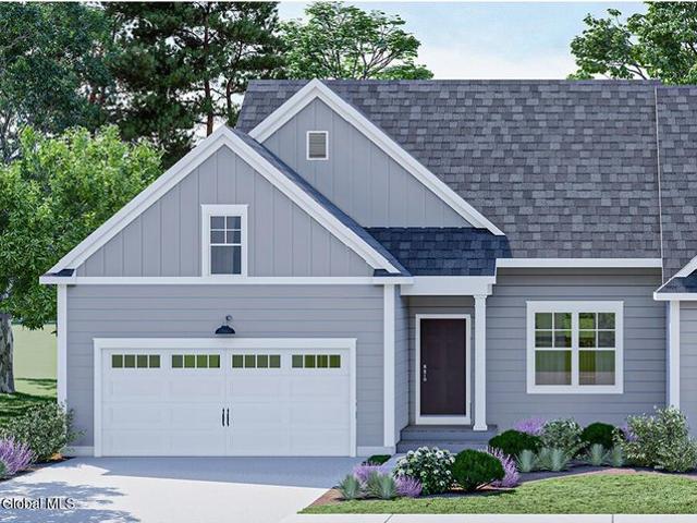 23 Cloverleaf Ct, Rensselaer, NY 12144