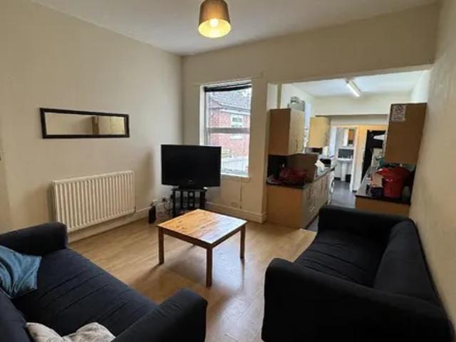 23 Croydon Road, Metchley, B29 7BP, United Kingdom | Room for rent #113250549 | Rentberry