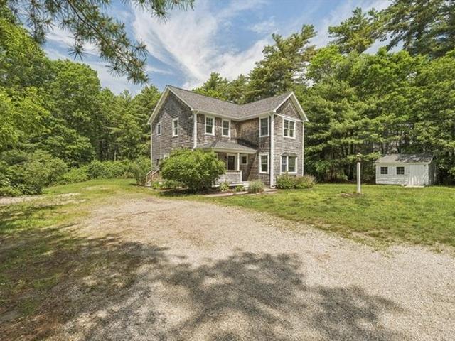 23 Crystal Spring Rd, Mattapoisett, MA 02739