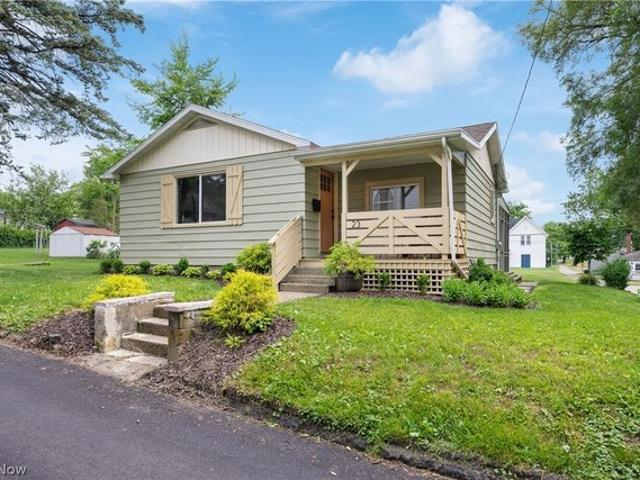 23 Curley Ct SE, Massillon, OH 44646